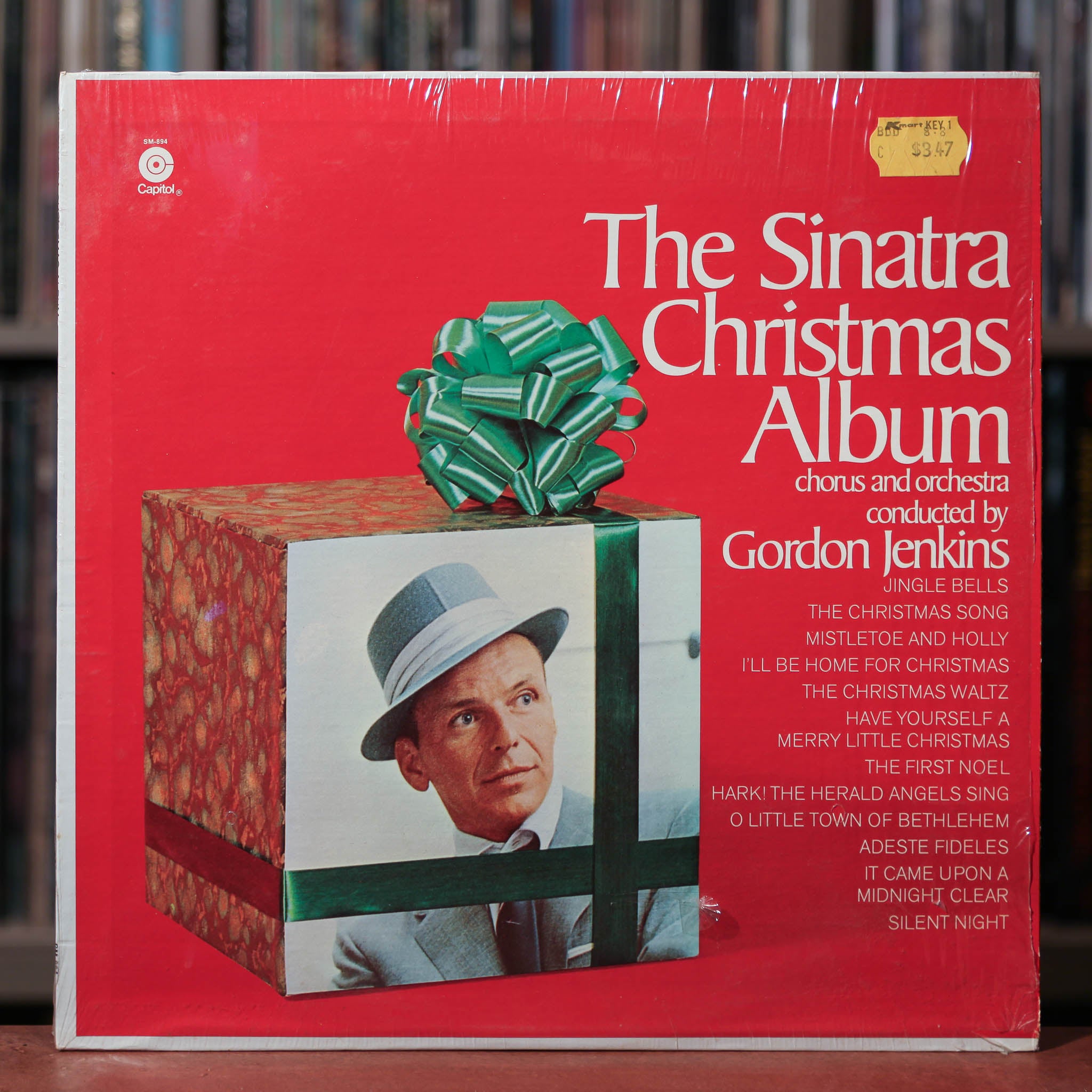 Frank Sinatra - The Sinatra Christmas Album - 1975 Capitol, EX/VG+ w/S