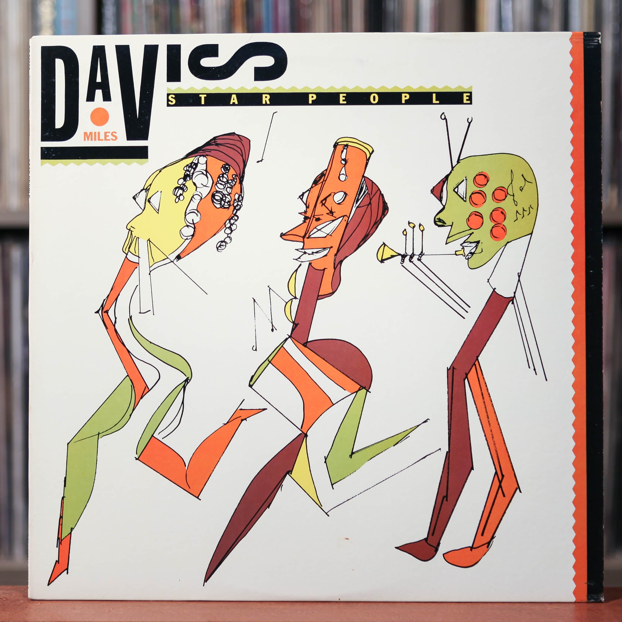 Miles Davis - Star People - 1983 Columbia, VG+/EX