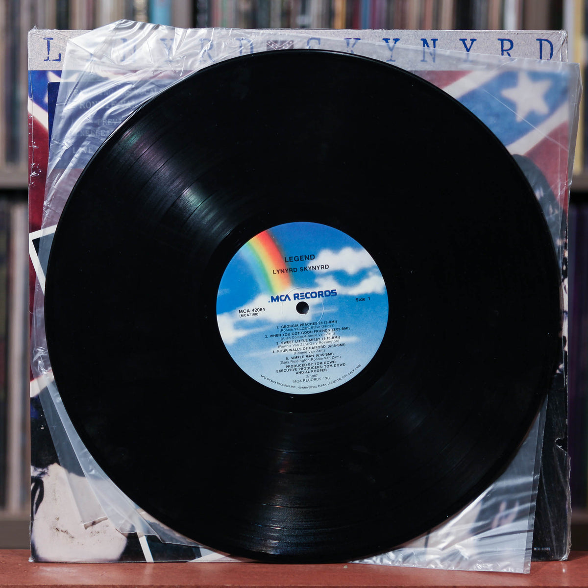 Lynyrd Skynyrd - Legend - 1987 MCA, VG+/VG w/Shrink & Hype